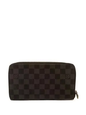 LOUIS VUITTON Zippy Wallet - Grey