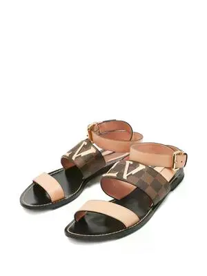 LOUIS VUITTON Flat Sandals