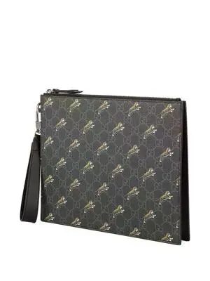 Gucci 2000 Gg Supreme Clutch