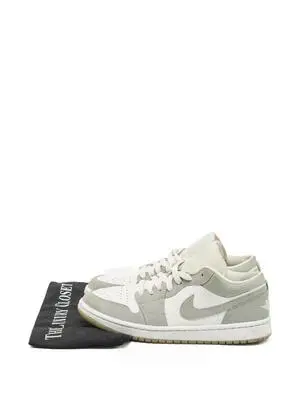 JORDAN Air 1 Sneakers - Grey