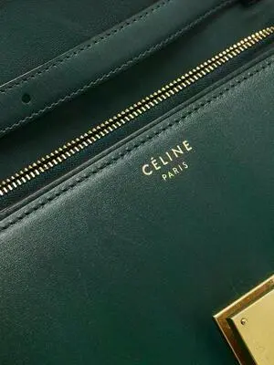 Celine Classic Box Leather Shoulder Bag - Green