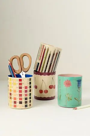 ROOMYTOWN Enamel Pen Pot - Colors