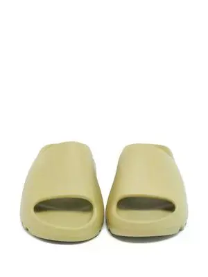 Yeezy Rubber Slides