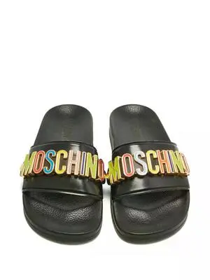 Moschino Logo Detail Slides