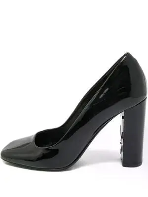 Burberry Glossed Pumps