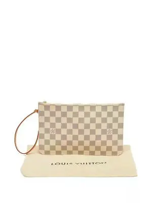 LOUIS VUITTON Neverfull Checked Pouch