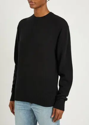 TOTEME Classic Crew-neck Cashmere Jumper