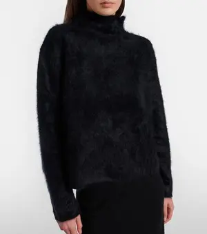 LISA YANG Ribbed Cashmere Mockneck Sweater
