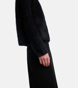LISA YANG Ribbed Cashmere Mockneck Sweater