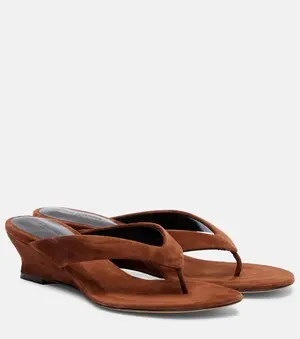 Le Monde Beryl Micro Wedge Suede Thong Sandals - Brown