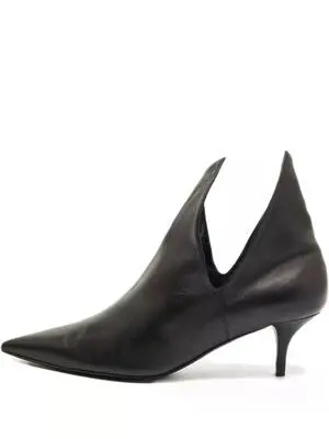 Burberry Essendon Leather Pumps