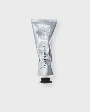 BJORK AND BERRIES Hand Cream Never Spring