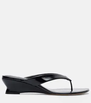 Le Monde Beryl Leather Thong Wedge Sandals