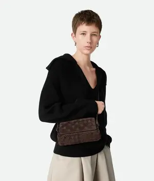 Bottega Veneta Intrecciato Suede Pouch - Fondant