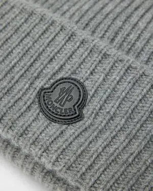 Moncler Cashmere Beanie Hat With Leather Logo - Gray
