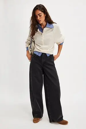 Levi's Oversized Bottoms For Women