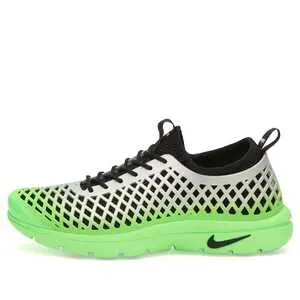 Women's Nike Breathable Sneakers