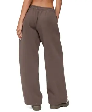 EDIKTED Relaxed Fit Sweatpants