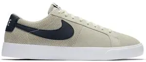 Nike Blazer Vaporin Sneakers