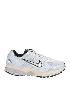 Breathable women's athletic shoes