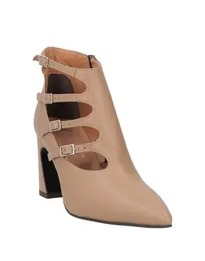 OVYE Playlist Leather Ankle Boots