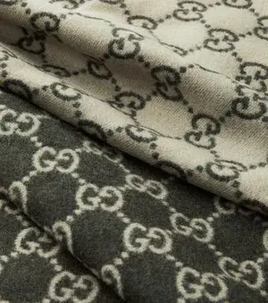 Gucci Gg Reversible Wool And Cashmere Blanket - Green