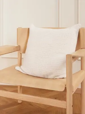 THE ELDER STATESMAN Box Stitch Cushion - Ivory