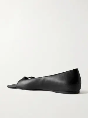 ST. AGNI 90s Leather Pumps - Black