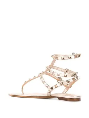 Valentino Garavani Rockstud Leather Thong Sandals - Silver