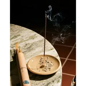 EARL OF EAST Smoke And Musk Scented Incense Sticks