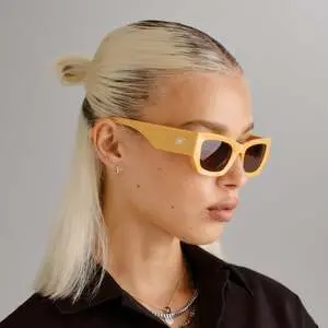 Le Specs Beachcomber Square Frame Sunglasses - Wheat