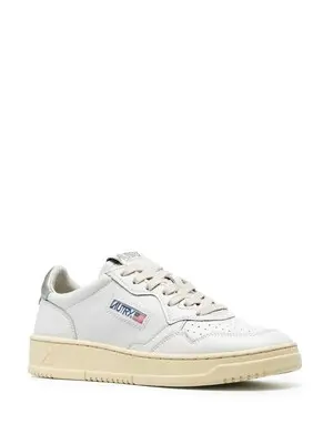 AUTRY Low Top Sneakers - Silver