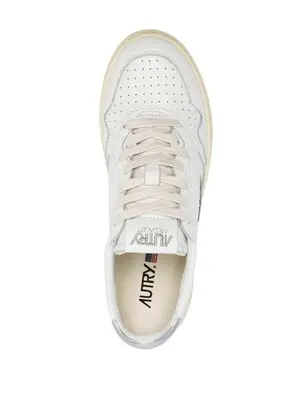 AUTRY Low Top Sneakers - Silver