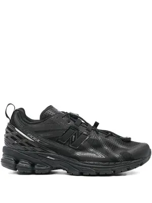 NEW BALANCE 1906r Sneakers