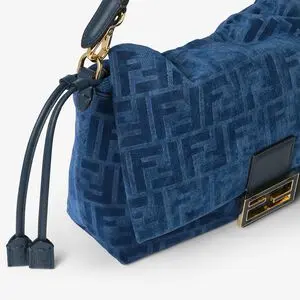 Fendi Mamma Baguette Medium