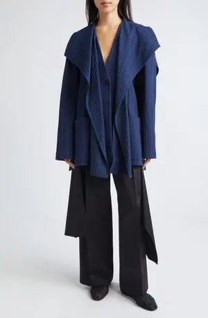 EENK Drape Collar Boxy Jacket