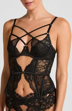 Hunkemoller Anna Strappy Underwire Lace Basque - Caviar