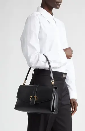FERRAGAMO Medium Leather Top Handle Bag - Nero