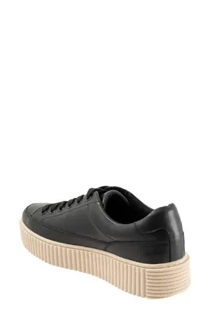 Trotters Baylor Platform Sneakers - Black