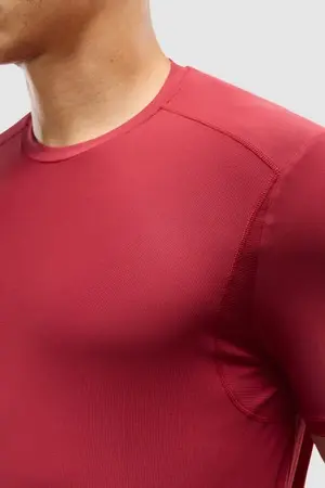 PELOTON Essential Performance Short Sleeve Shirt - Garnet