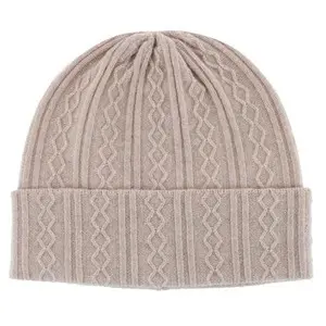 Trafalgar The Windsor Merino Wool Cable Knit Beanie - Ivory