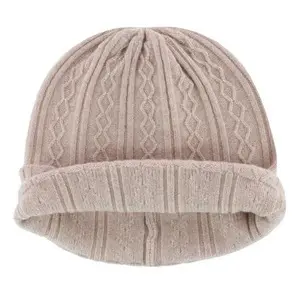 Trafalgar The Windsor Merino Wool Cable Knit Beanie - Ivory