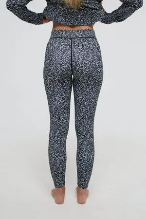 OOSC Baselayer Leggingspenfold Collab - Multi-colour