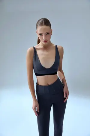 PCFG Active V-neck Top - Anthracite
