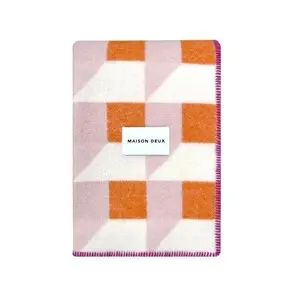 MAISON DEUX Cubics Blanket - Medium Pink