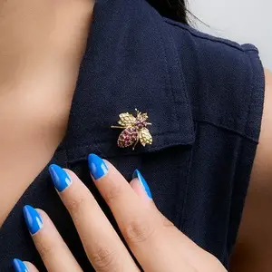 HAUS OF BRILLIANCE 14k Gold Ruby Bee Brooch