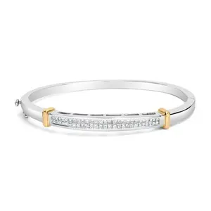 HAUS OF BRILLIANCE 14k Two-toned Gold Diamond Bangle - Yellow