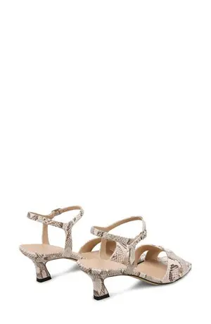 STUART WEITZMAN Vinnie 50 Sandal - Cream.