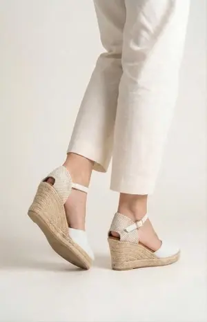 MENINA STEP Jimena Espadrille Wedge - White