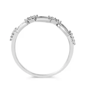 HAUS OF BRILLIANCE Silver Diamond Accent Paperclip Band Ring